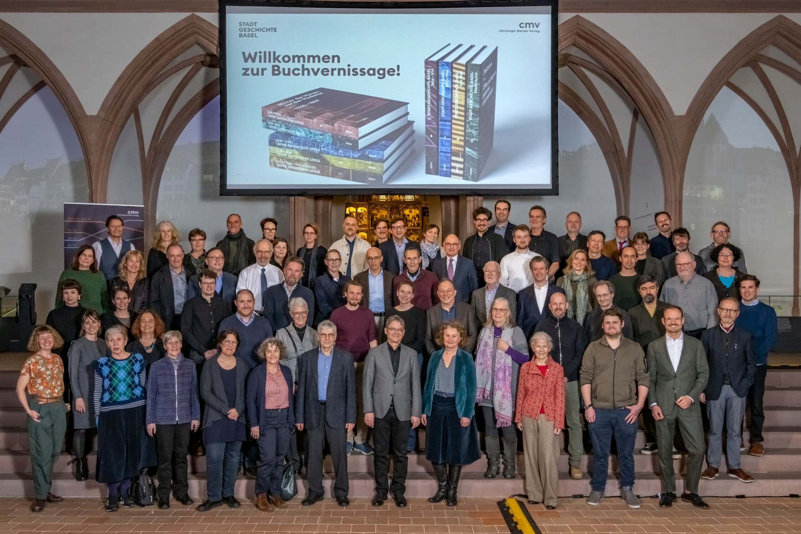Buchvernissage wird in einer vollen Barfüsserkirche gefeiert